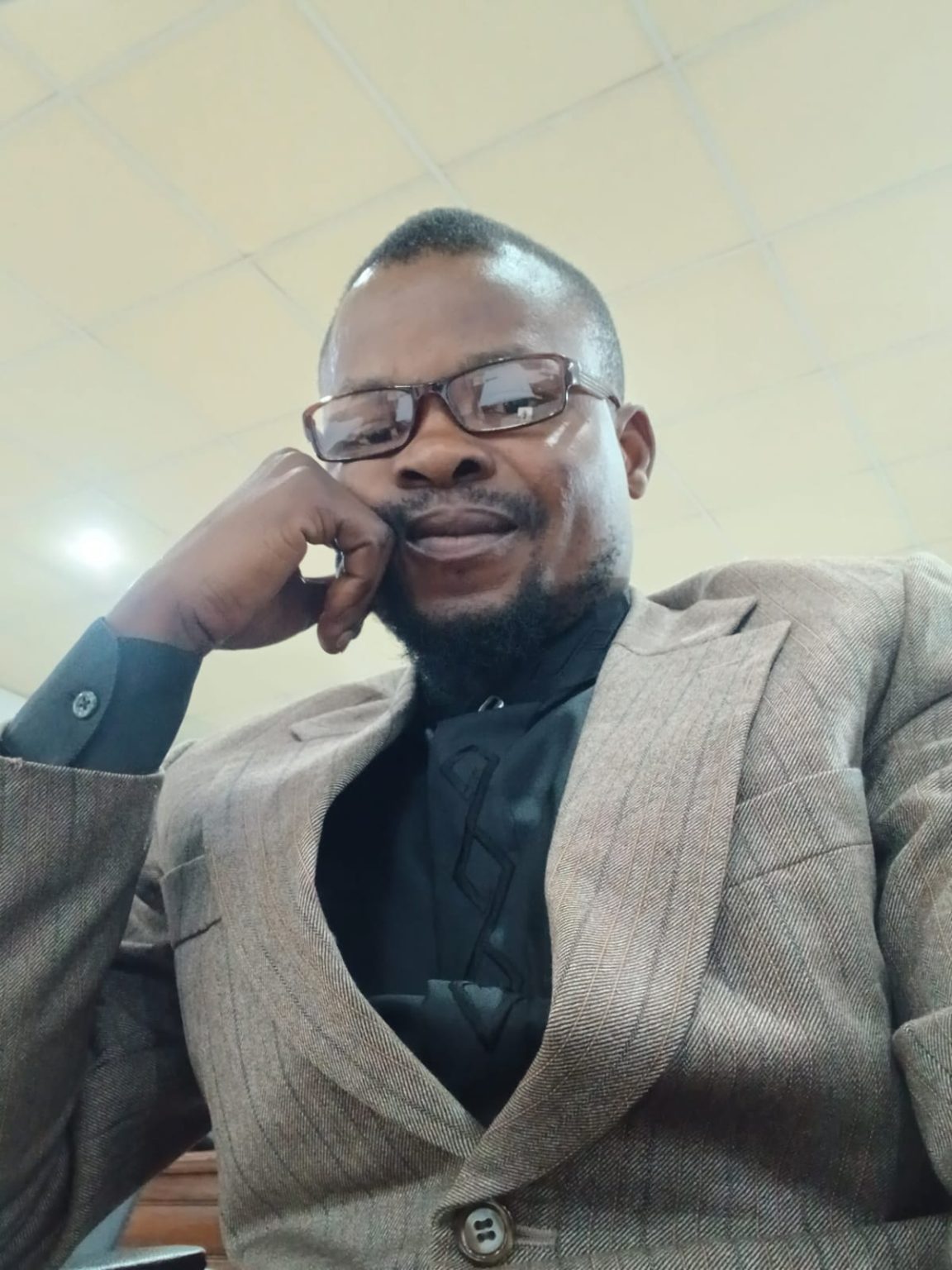 PODEMOS na AP diz que Eduardo Abdula mostrou liderança num dos anos ...